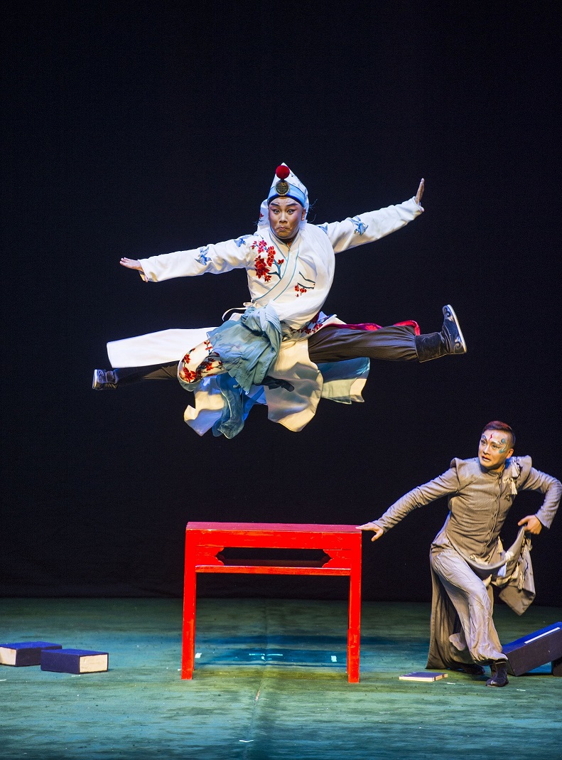 Anna Peschke | Faust | Recensione